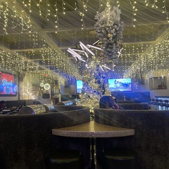 THE VAULT - Updated January 2025 - 279 Photos & 101 Reviews - 3120 ...