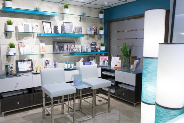 MORADI, MD - Updated October 2025 - 69 Photos & 157 Reviews - 2023 W ...