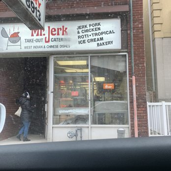 MR JERK - Updated December 2025 - 78 Photos & 96 Reviews - 209 Wellesley Street E, Toronto ...