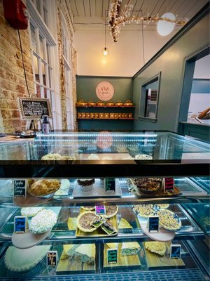 PVD PIES - Updated January 2026 - 25 Photos & 17 Reviews - 1005 Main St ...