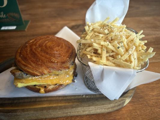 MIDDAY - Updated January 2026 - 34 Photos & 17 Reviews - 800 S ...