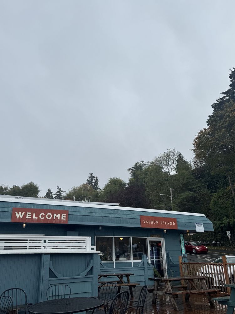 MERMAID MARKET - Updated August 2025 - 13 Photos - 4829 SW Barton St ...