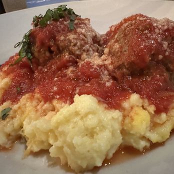 TAVOLO WINE BAR AND TUSCAN GRILLE Warwick, RI - Updated November 2024 ...