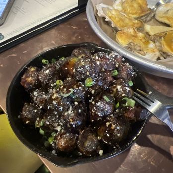 KELLY’S HALF SHELL PUB - Updated March 2025 - 295 Photos & 304 Reviews ...