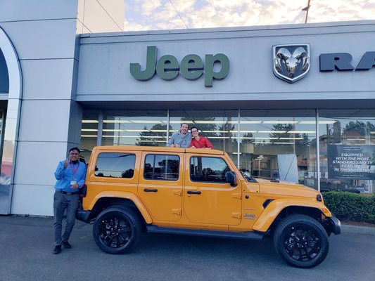 SEATTLE JEEP - Updated June 2025 - 75 Photos & 435 Reviews - 13733 ...