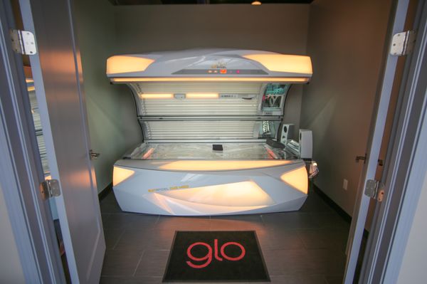 GLO TANNING - SPRINGFIELD - Updated March 2025 - 13 Photos - 2200 N ...