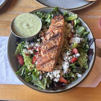 POST 25 KITCHEN & LOUNGE - Updated December 2025 - 154 Photos & 252 ...