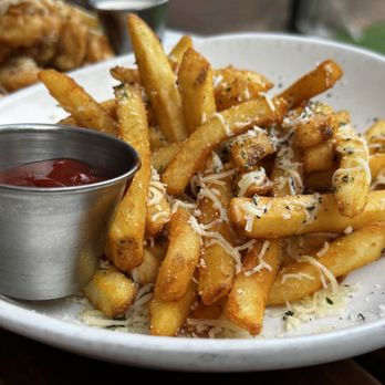 CRISP - Updated December 2025 - 1126 Photos & 1113 Reviews - 2220 Bevis ...