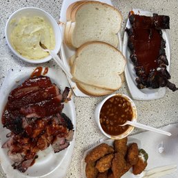 LC’S BAR-B-Q - Updated May 2024 - 495 Photos & 761 Reviews - 5800 Blue ...