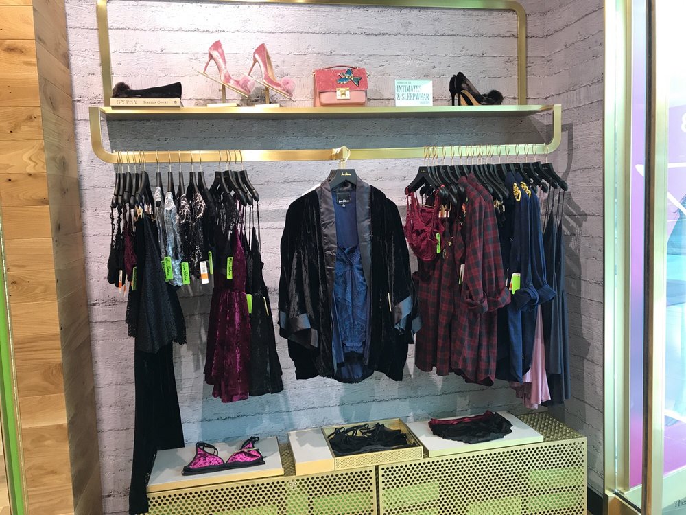 SAM EDELMAN - Updated October 2024 - 5115 Westheimer Rd, Houston, Texas ...