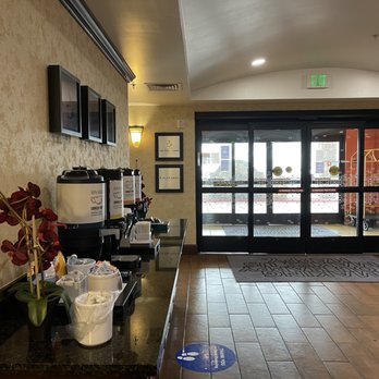 HAMPTON INN & SUITES LODI - Updated May 2024 - 177 Photos & 111 Reviews ...