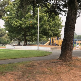 WEEKES COMMUNITY CENTER-PARK - Updated September 2025 - 17 Photos & 13 ...