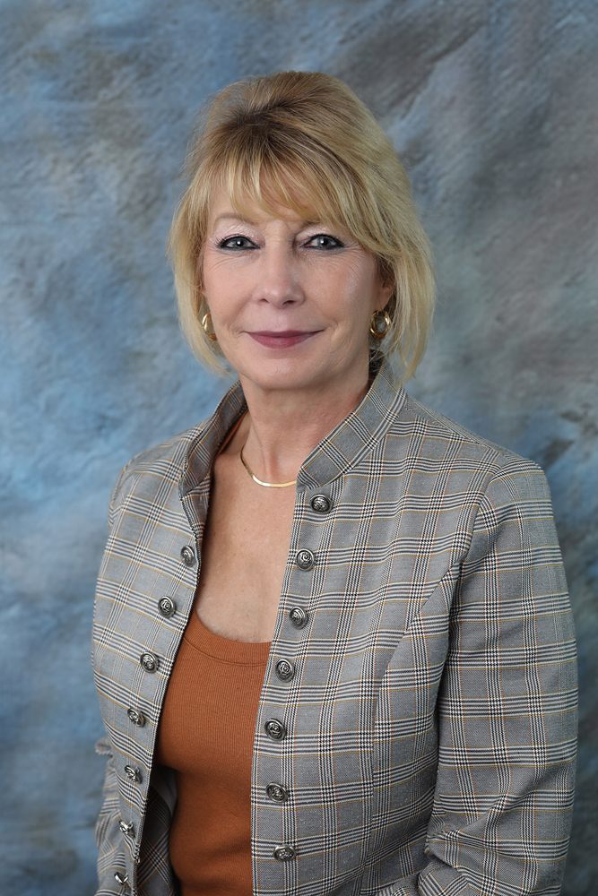 DEBORAH GLAUS MAKINSON - MORE REALTY - Updated June 2024 - 3000 Market ...