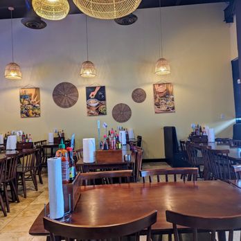 CLAY POT KITCHEN - COM NIEU HOUSTON - Updated July 2024 - 347 Photos ...