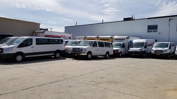 EMPIRE RENT A CAR - 66 Photos & 14 Reviews - 1850 Imperial Ave, New ...