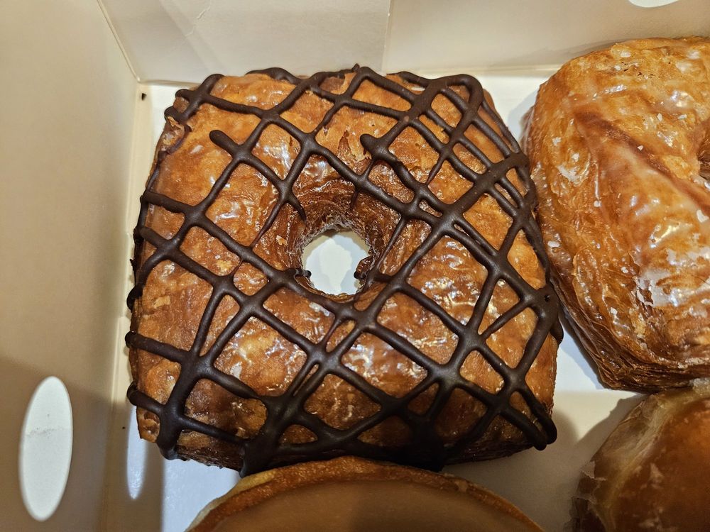 RANDY’S DONUTS - Updated December 2025 - 162 Photos & 150 Reviews ...