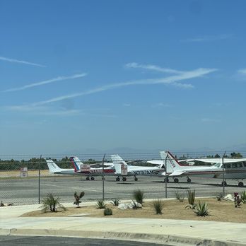 THE RIVERSIDE AIRPORT CAFE - Updated November 2024 - 478 Photos & 421 ...