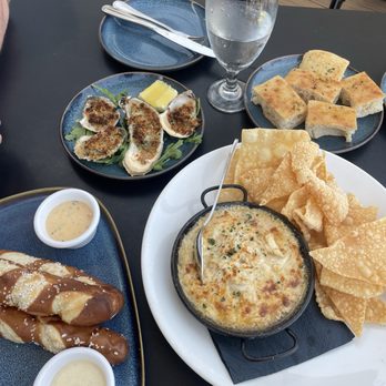 THE LIBRARY COLLEGEVILLE - Updated August 2025 - 104 Photos & 87 ...