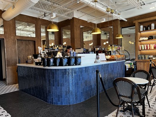 FORUM COFFEE - Updated October 2025 - 74 Photos & 32 Reviews - 34 ...