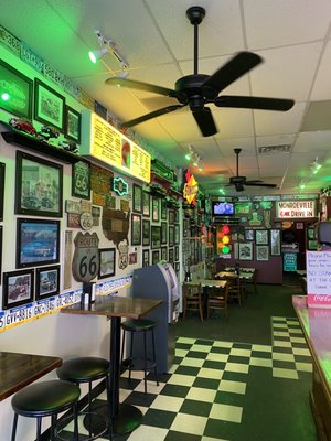 CARHOPS - Updated December 2025 - 46 Photos & 98 Reviews - 4019 William ...