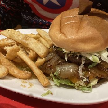 RED ROBIN GOURMET BURGERS AND BREWS - Updated September 2025 - 497 ...