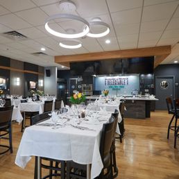 DELECTABLE - Updated July 2025 - 123 Photos & 32 Reviews - 3248 ...