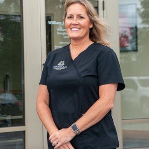 DENNIS PETTIT, DDS - Updated July 2025 - 2225 N Limestone St ...