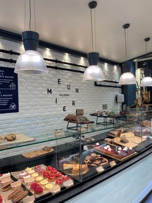 CHEZ MEUNIER - Updated July 2025 - 22 Photos & 30 Reviews - 181 rue ...