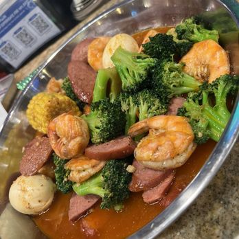 PIER 88 BOILING SEAFOOD & BAR - Updated July 2024 - 254 Photos & 286 ...