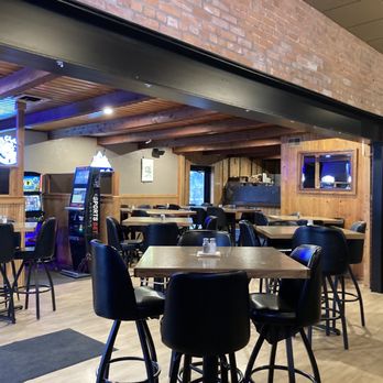 EDGAR BAR - Updated December 2025 - 68 Photos & 91 Reviews - 105 Elwell ...