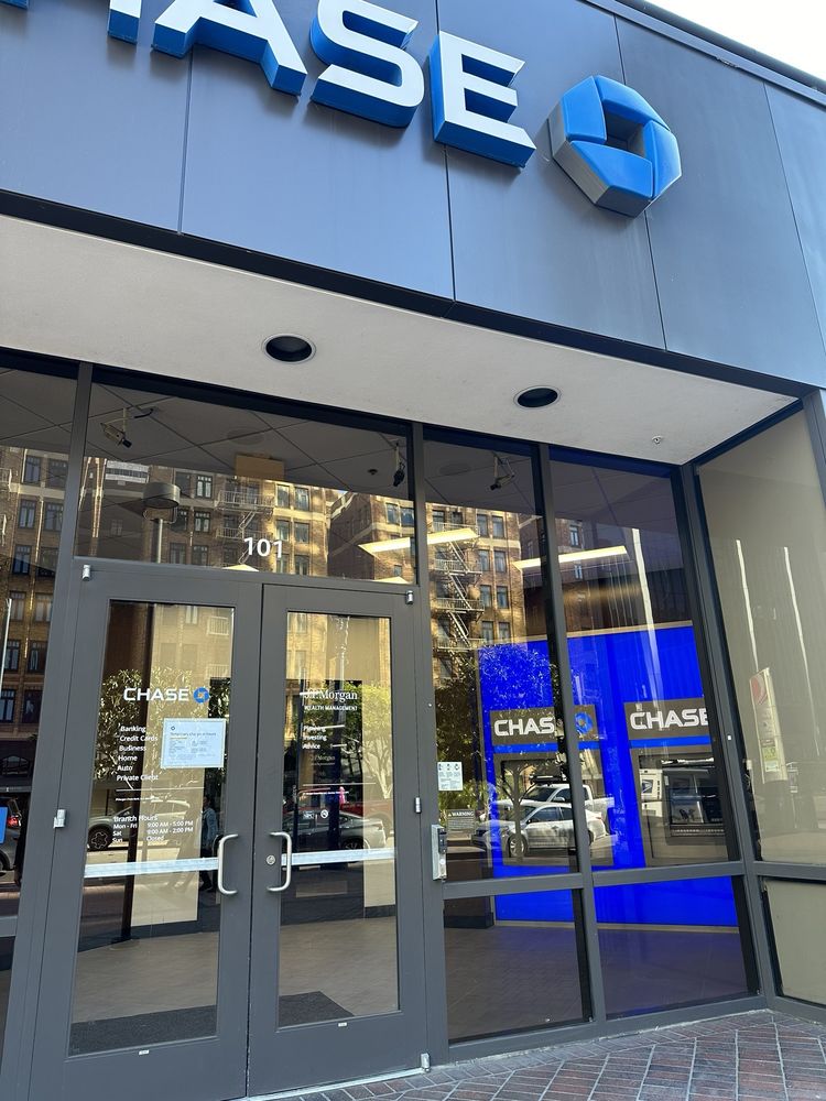 CHASE BANK - Updated December 2025 - 37 Reviews - 101 W Broadway, San ...