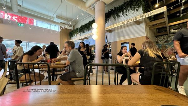 SHAKE SHACK - Updated November 2025 - 199 Photos & 67 Reviews - 10 ...