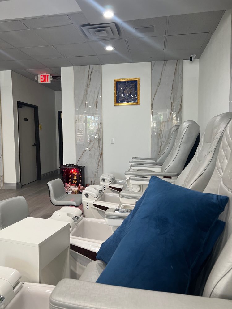 VIP NAIL & SPA - Updated January 2026 - 21 Photos & 13 Reviews - 303 ...