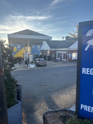 ROYAL GAS STATION - Updated December 2025 - 10 Photos & 23 Reviews ...