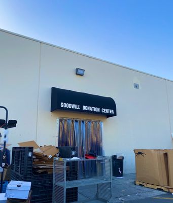 GOODWILL OF ORANGE COUNTY - 44 Photos & 87 Reviews - 849 S Tustin St ...