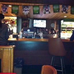 THE SPOT SPORTS BAR & GRILL - Updated July 2025 - 183 Photos & 293 ...