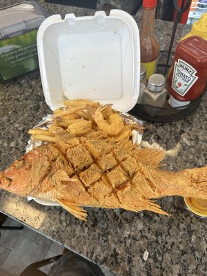 STARVIN LIKE MARVIN - Updated October 2025 - 48 Photos & 47 Reviews ...