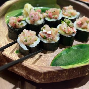 TOZEN SUSHI BAR - Updated August 2024 - 131 Photos & 24 Reviews - 967 ...