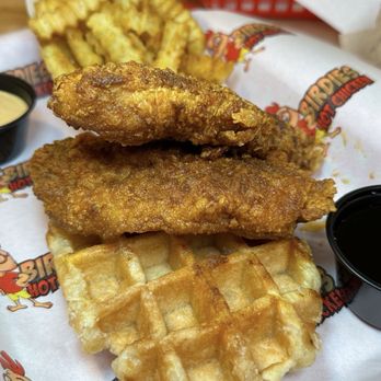 BIRDIES HOT CHICKEN - Updated December 2025 - 56 Photos & 37 Reviews ...