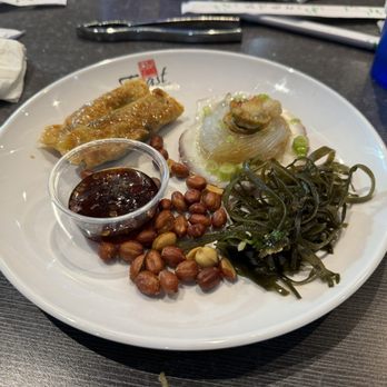 FEAST BUFFET - Updated July 2025 - 2457 Photos & 1501 Reviews - 485 ...