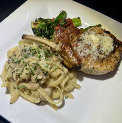 TWISTED ITALIAN - Updated January 2026 - 544 Photos & 906 Reviews ...