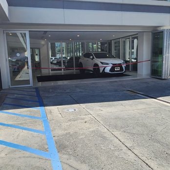 SERVCO LEXUS HONOLULU - 321 Photos & 505 Reviews - 650 Kapiolani Blvd ...