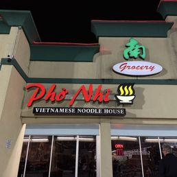 PHO NHI VIETNAMESE NOODLE HOUSE - Updated December 2025 - 322 Photos ...