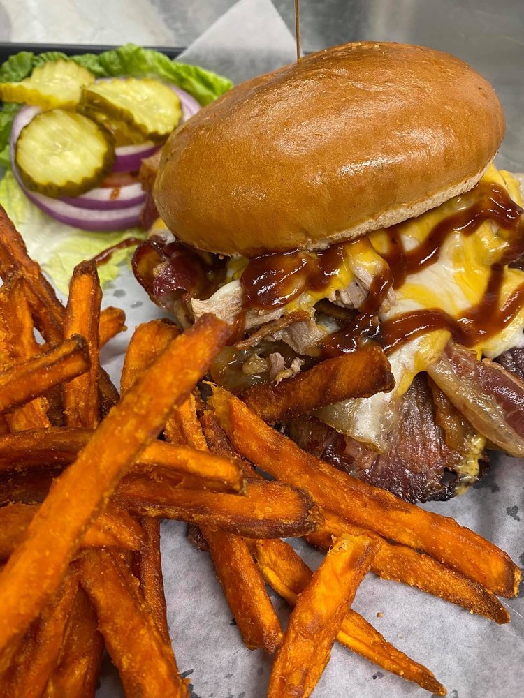 11TH HOUR BAR AND GRILL - Updated July 2025 - 27 Photos & 20 Reviews ...