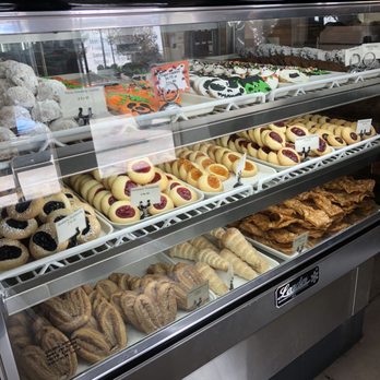 CANDLE LIGHT BAKERY - Updated July 2024 - 1354 Photos & 832 Reviews ...