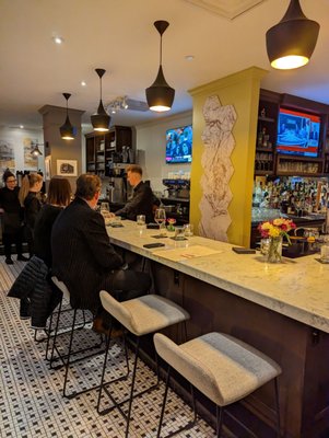 UNION ON THE HILL - 161 Photos & 64 Reviews - 2976 Gillham Rd, Kansas ...