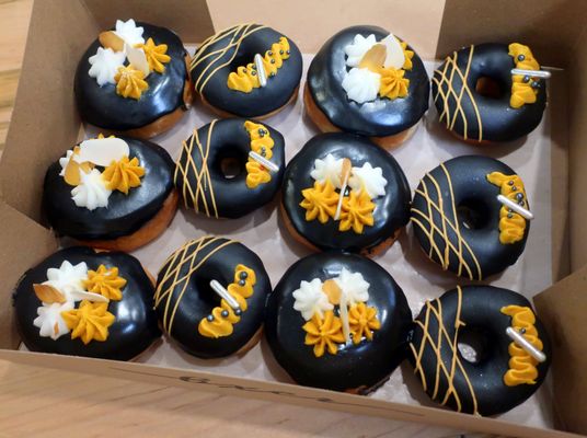 BOXCAR DONUTS - Updated December 2025 - 12 Photos & 13 Reviews - 478 ...