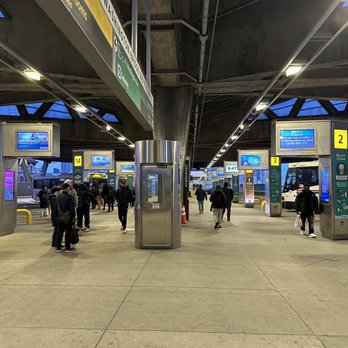 GEORGE WASHINGTON BRIDGE BUS STATION - Updated October 2025 - 41 Photos ...