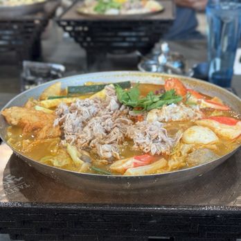 TASTY POT - Updated June 2024 - 281 Photos & 90 Reviews - 716 S ...