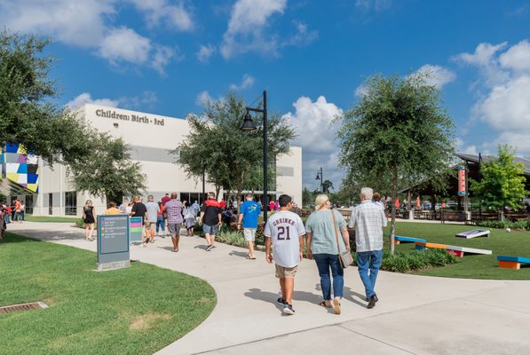 RIVER POINTE CHURCH - Updated August 2025 - 37 Photos & 23 Reviews ...